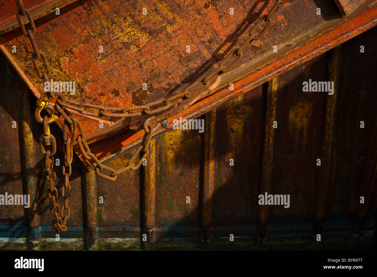 Dragger hi-res stock photography and images - Alamy