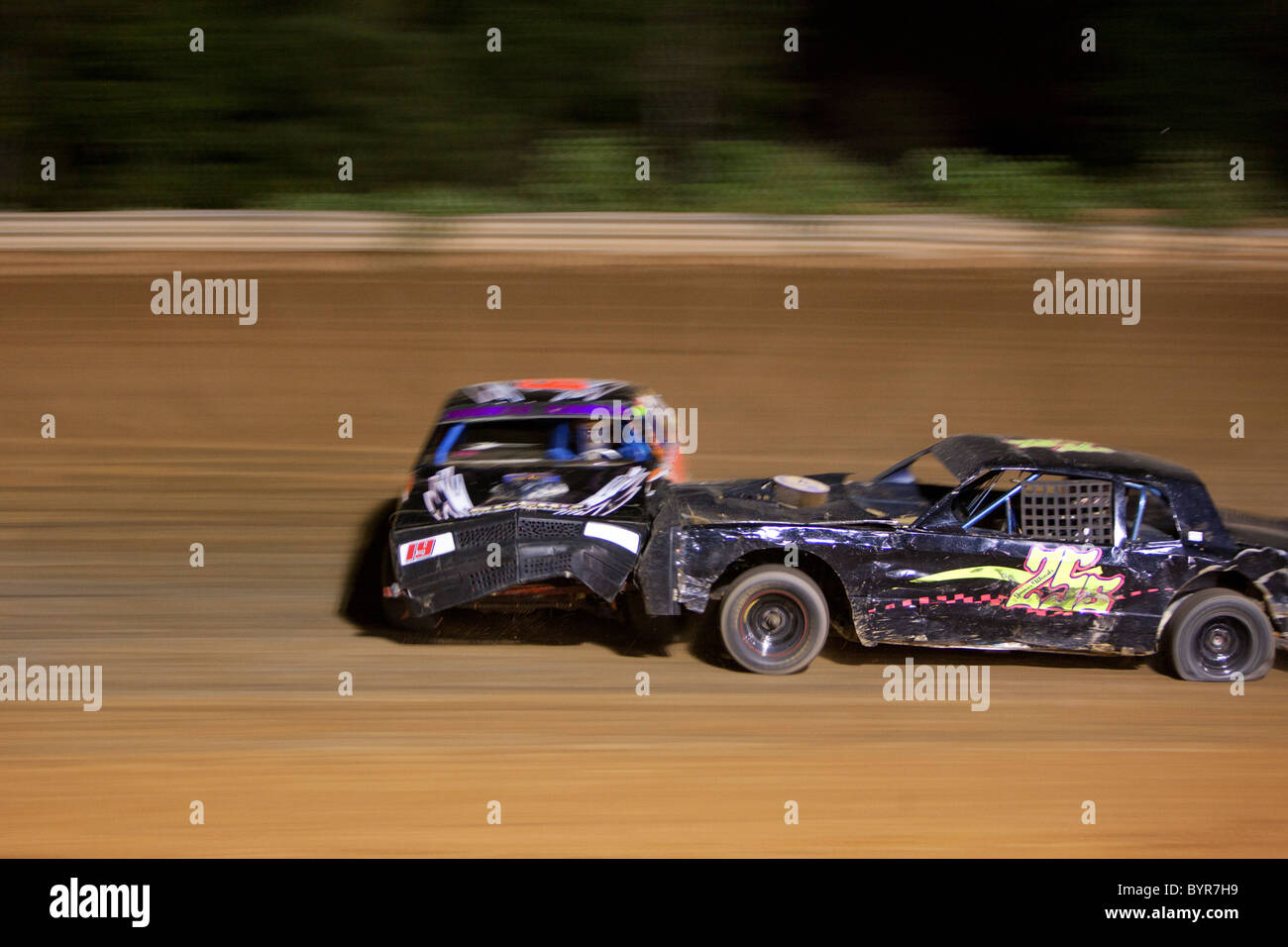 Stock cars racing at night hi-res stock photography and images - Alamy