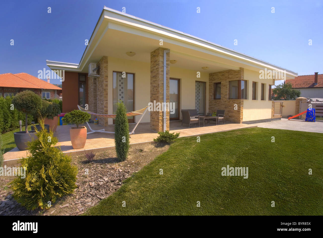 New modern house design Stock Photo - Alamy