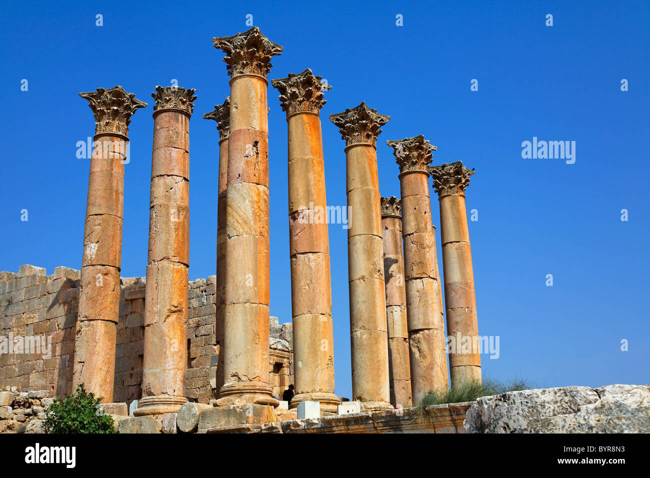 Jerash temple of artemis hi-res stock photography and images - Alamy