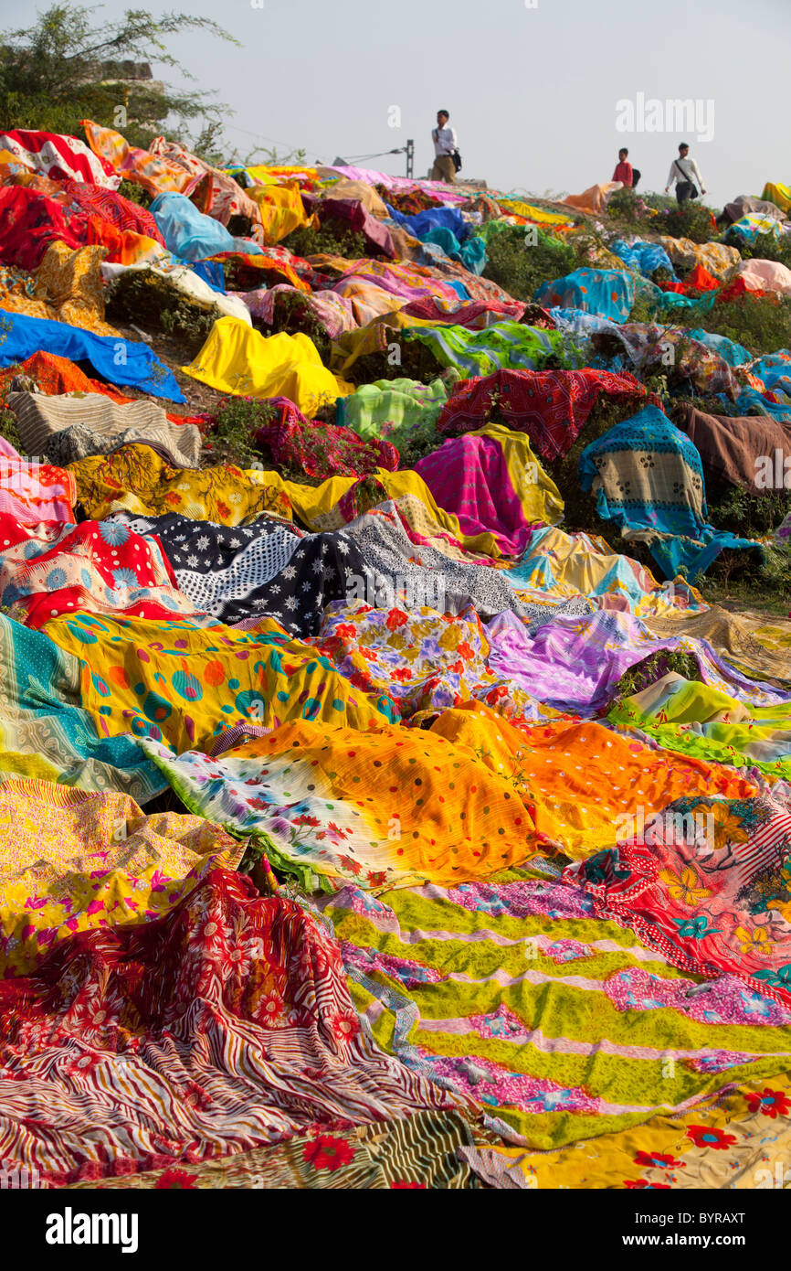 Indian clothes drying hi-res stock photography and images - Alamy