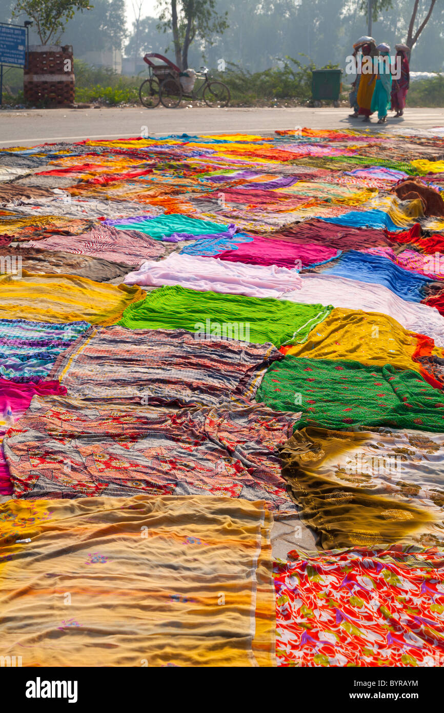 Indian clothes drying hi-res stock photography and images - Alamy