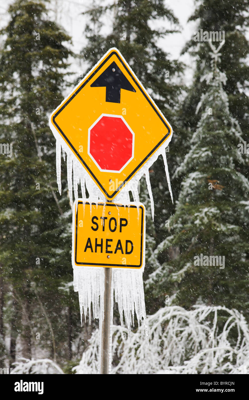 Ice street sign hi-res stock photography and images - Alamy