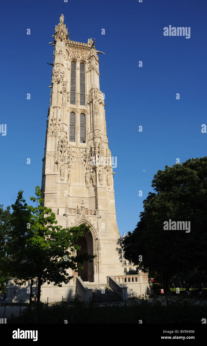 Tour St Jacques in Paris Stock Photo - Alamy