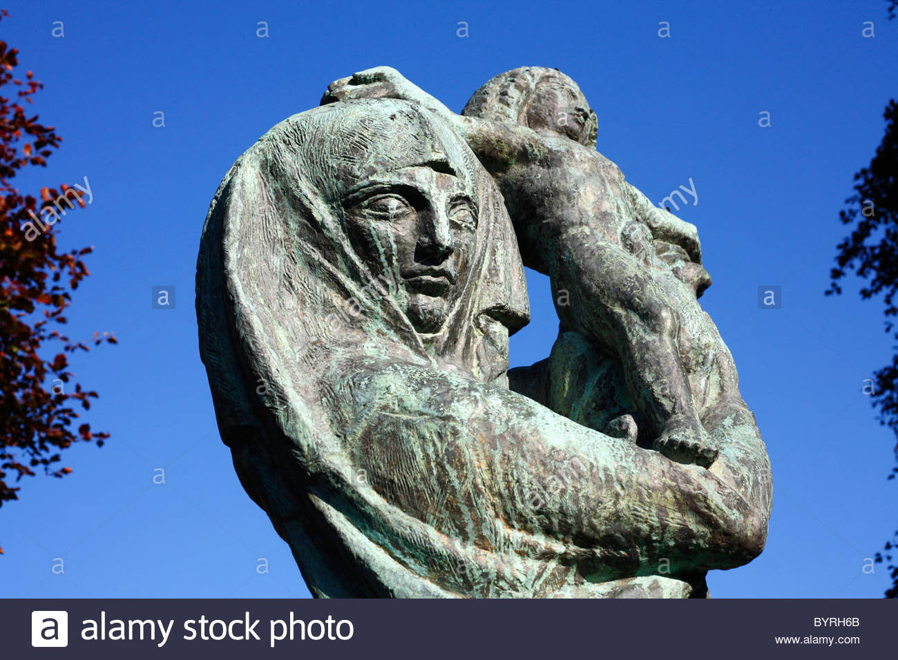 Statue vierge hi-res stock photography and images - Alamy