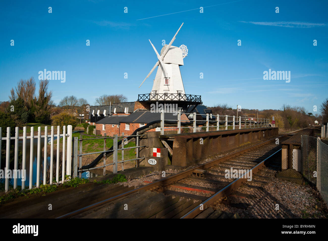 English windmills hi-res stock photography and images - Alamy