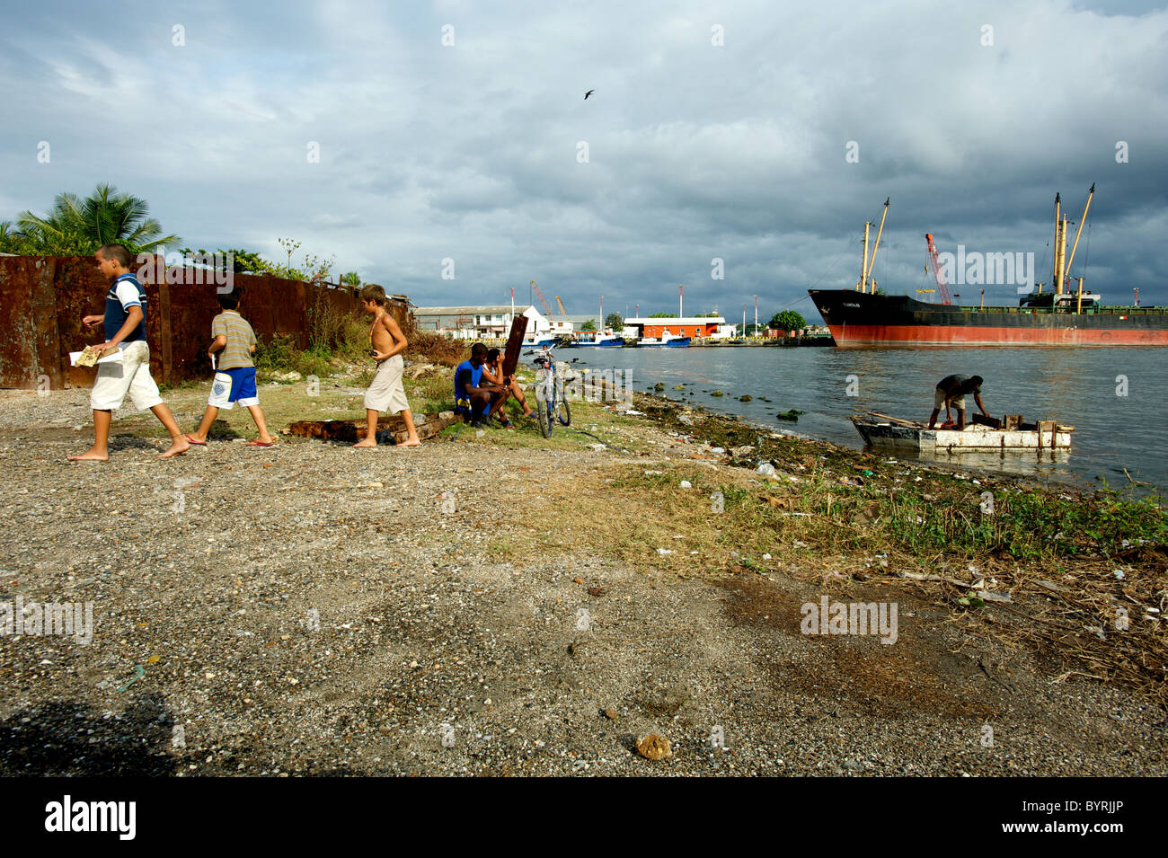 Cuba container hi-res stock photography and images - Alamy