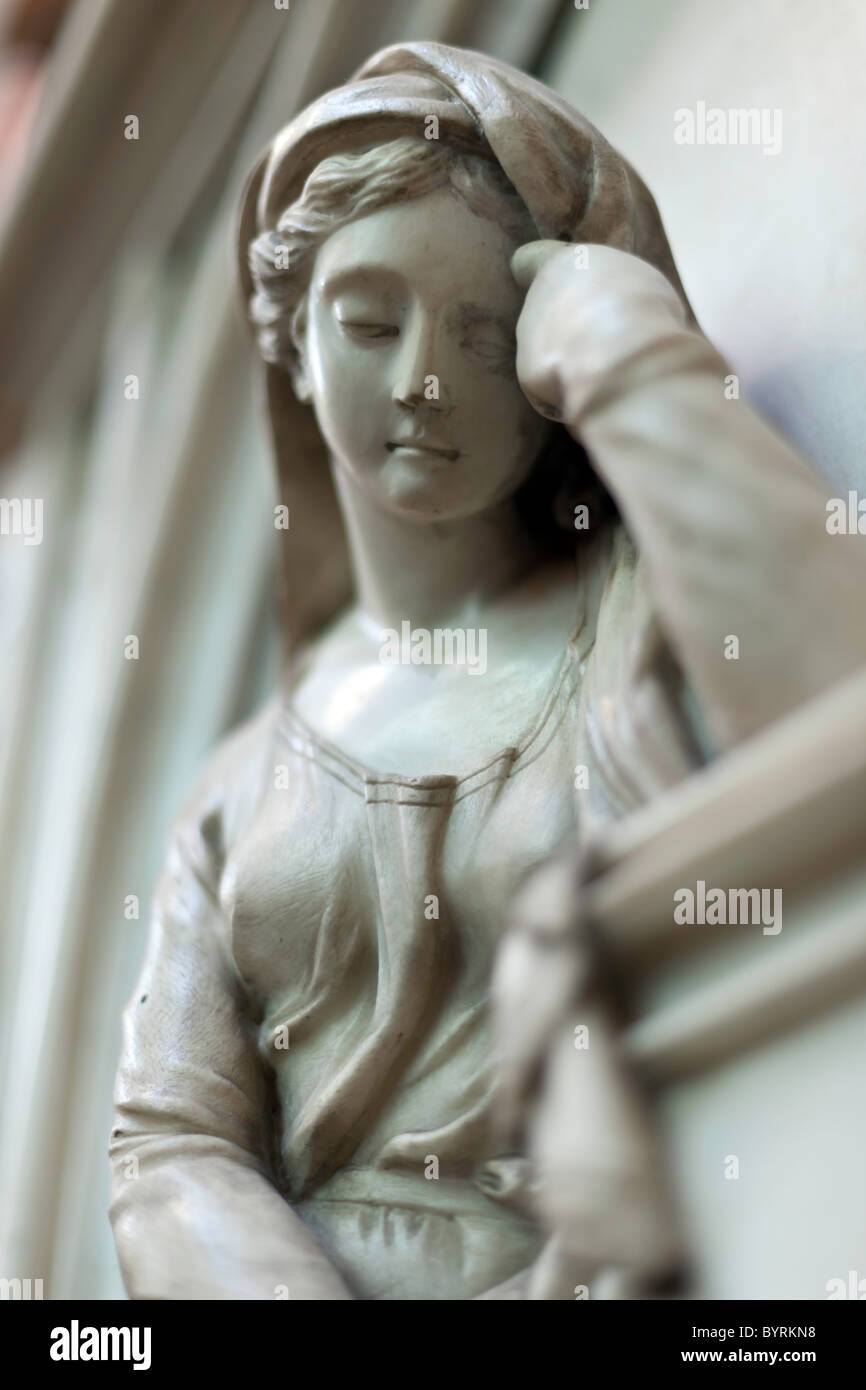 Alabaster hi-res stock photography and images - Alamy