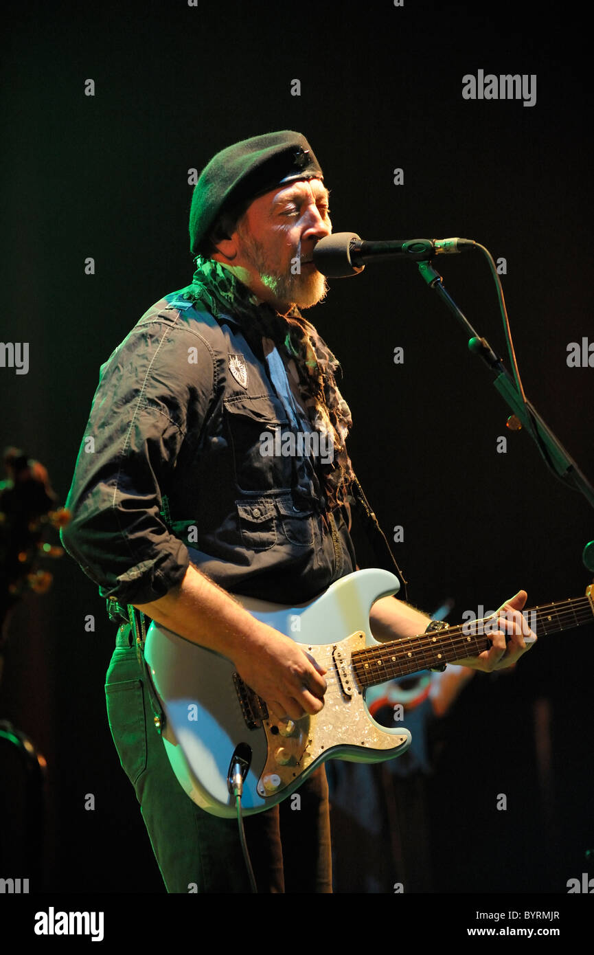 Richard Thompson Musician High Resolution Stock Photography and Images ...