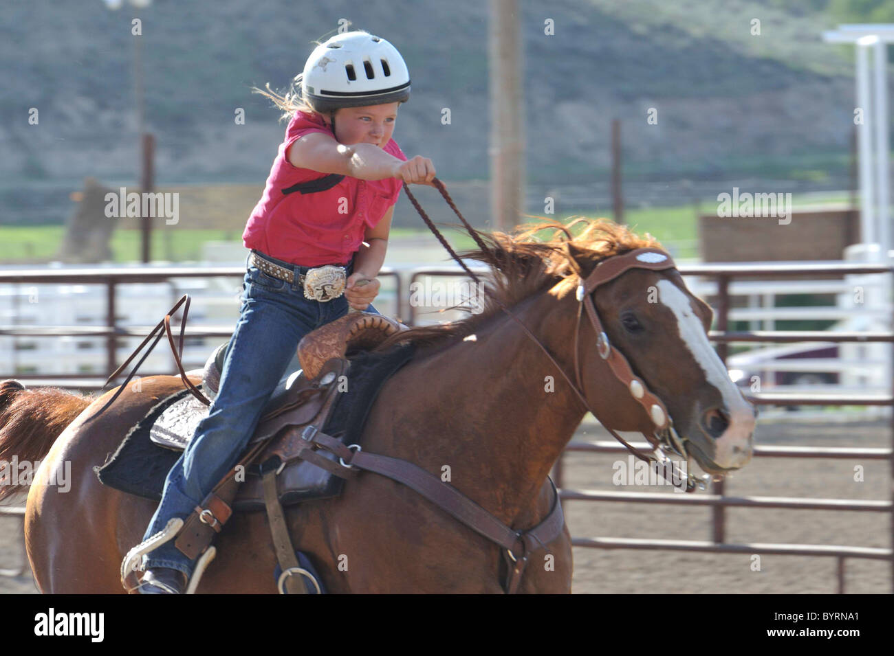 Teen cowgirl with horse hi-res stock photography and images - Alamy