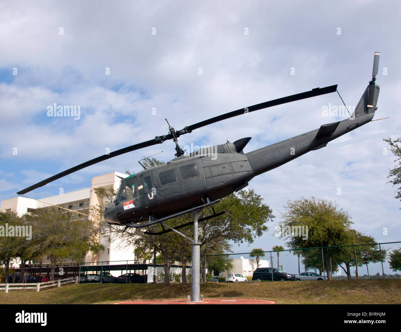 Uh 1 huey hi-res stock photography and images - Alamy