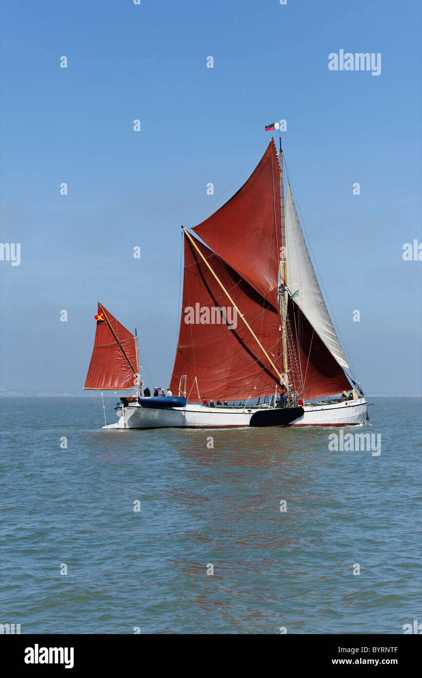 Two sailing barges hi-res stock photography and images - Alamy