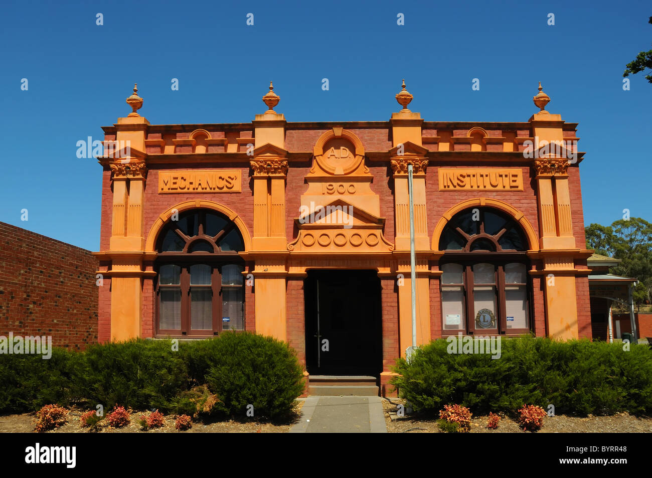 The Old Mechanics Institute Building In Heathcote Australia Stock Photo the-old-mechanics-institute-building-in-heathcote-australia-stock-photo
