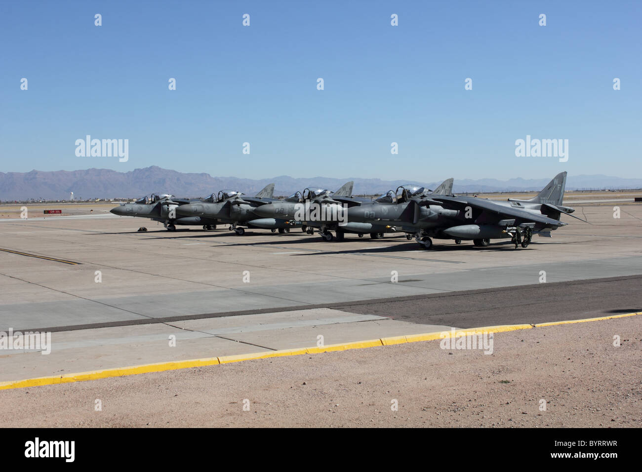 Av 8b marine harrier ii hi-res stock photography and images - Alamy
