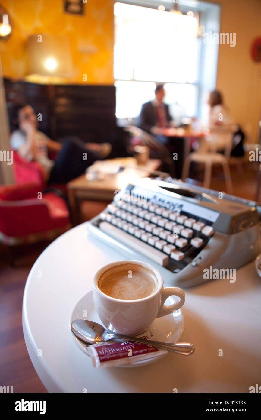 Literary cafe hi-res stock photography and images - Alamy
