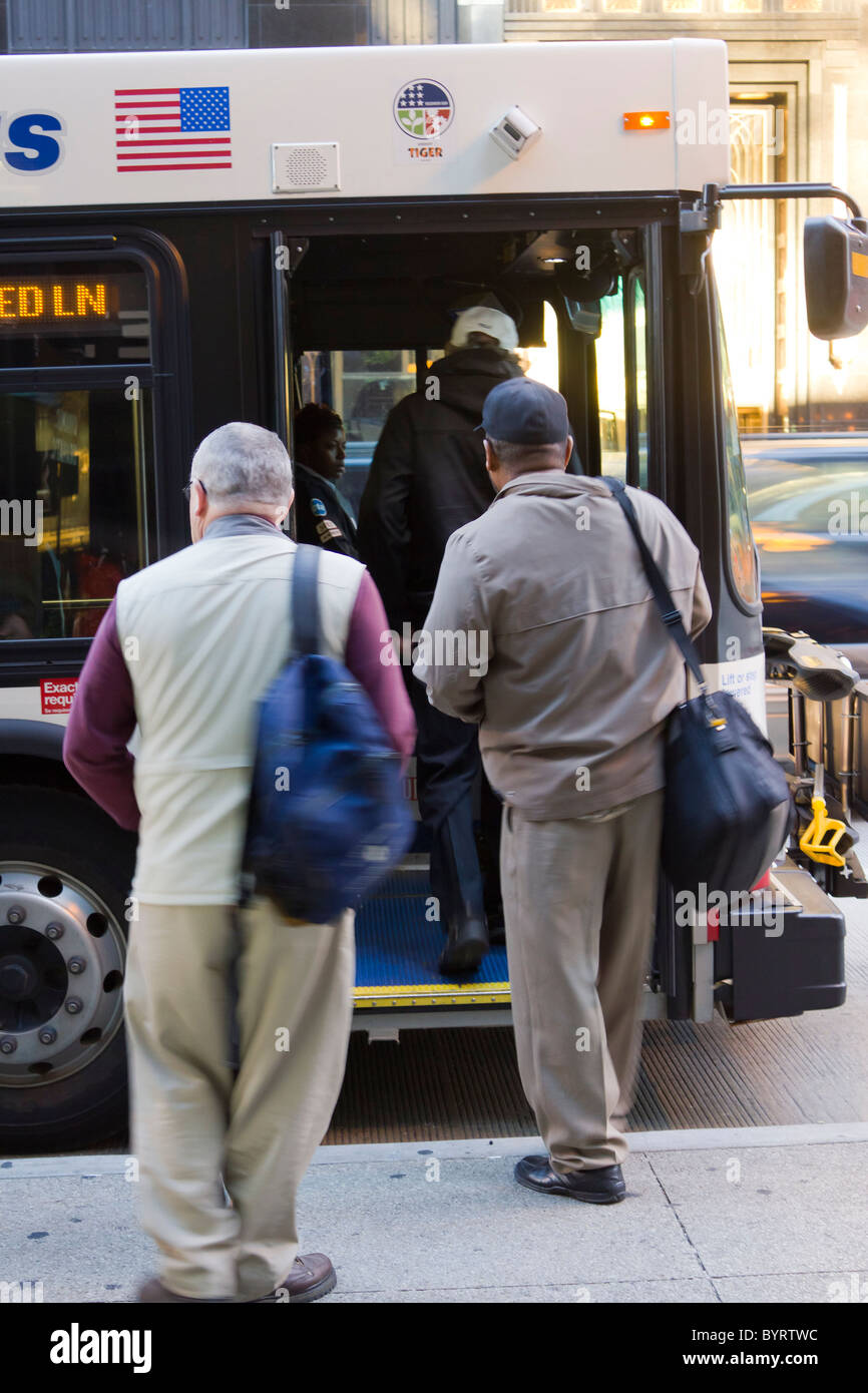 People Entering Bus High Resolution Stock Photography and Images - Alamy