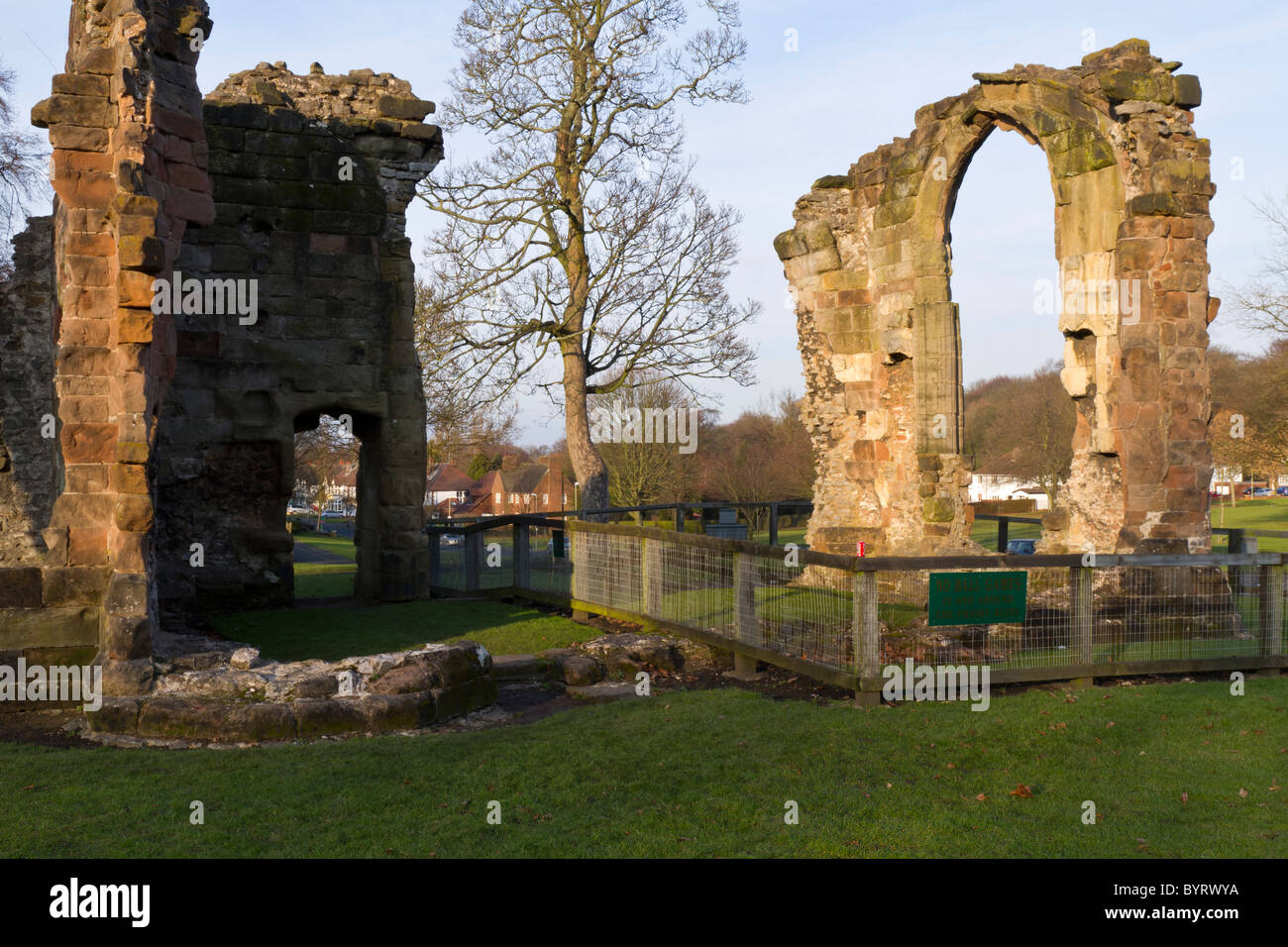 Dudley priory ruins hi-res stock photography and images - Alamy
