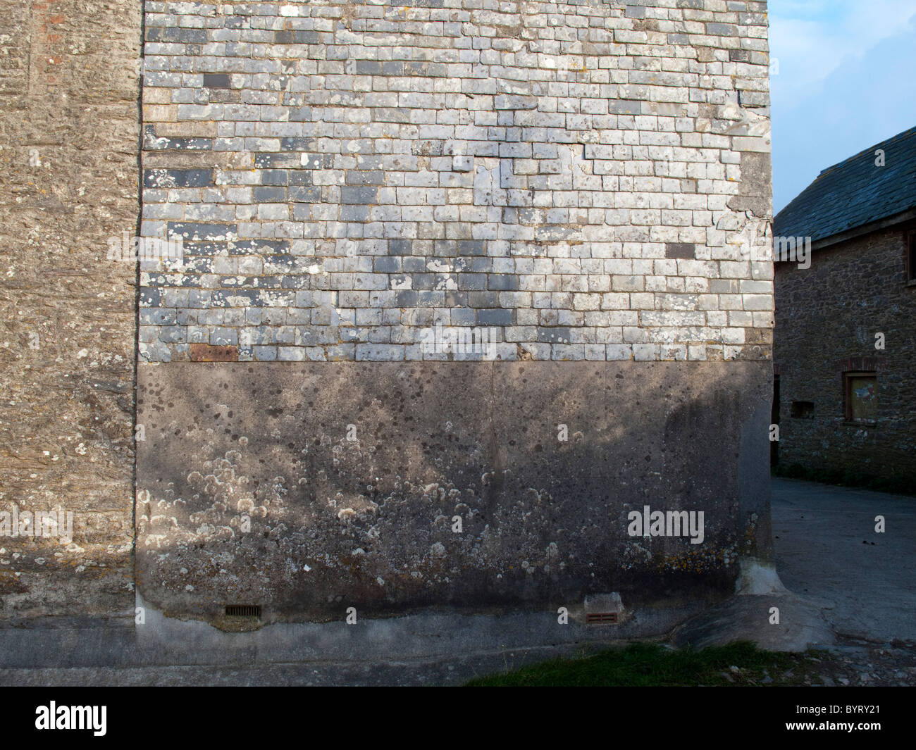 Slate Shingle High Resolution Stock Photography and Images - Alamy