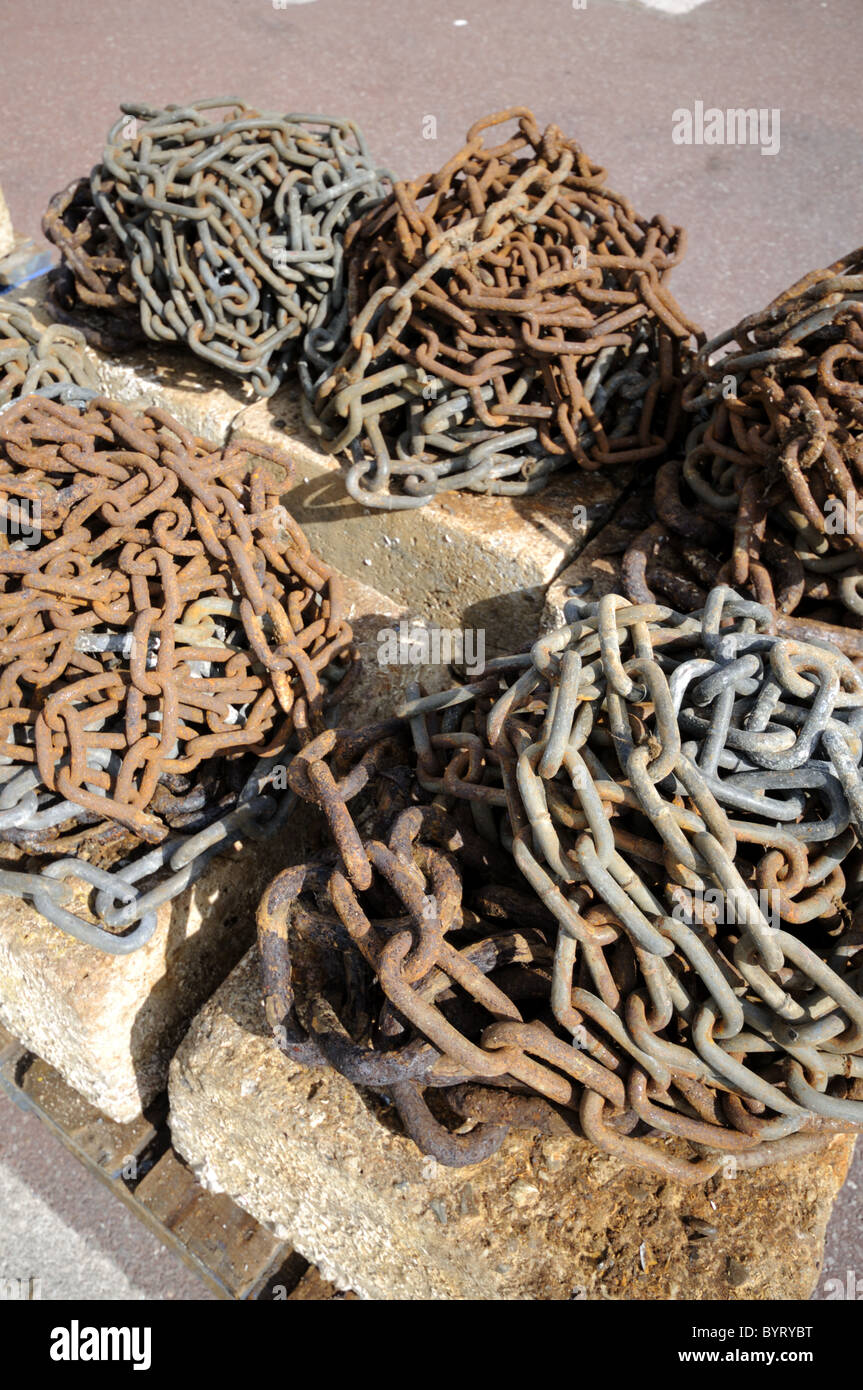 Fishing chains hi-res stock photography and images - Alamy