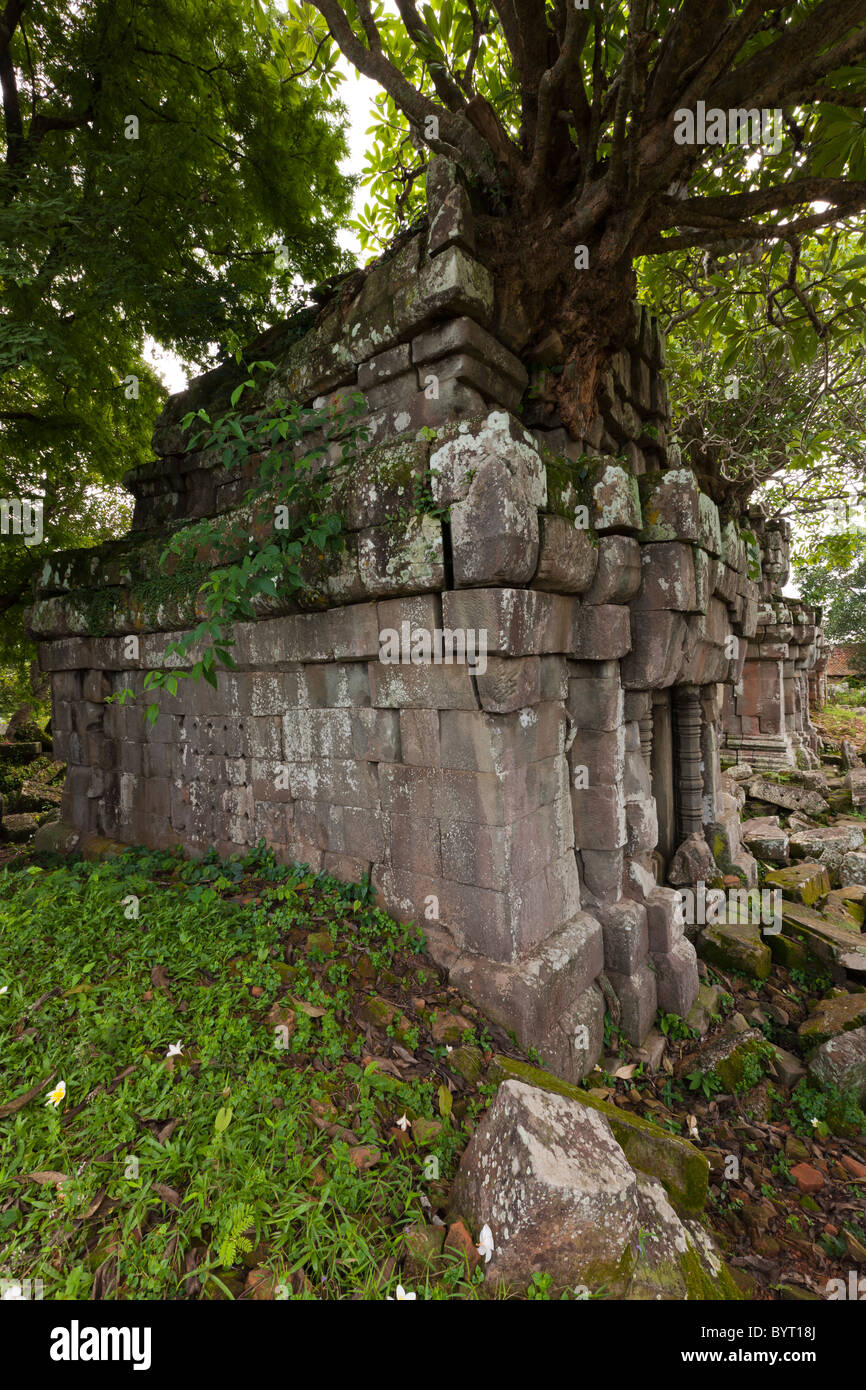 Phnom Bok temple. 10th century. Siem Reap, Cambodia. Asia Stock Photo ...