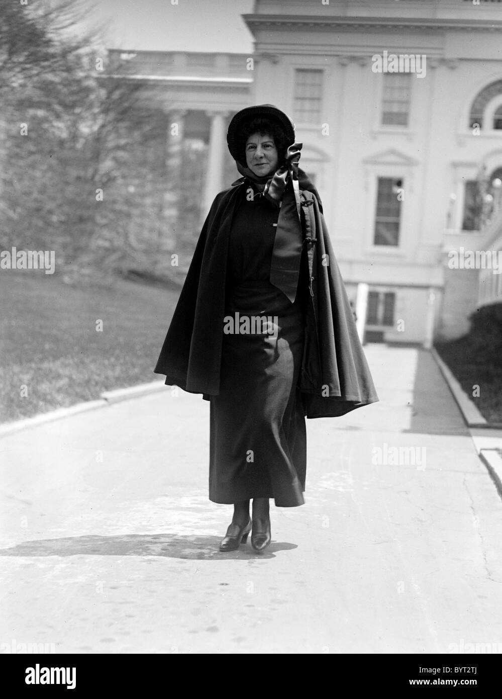 Vintage salvation army hi-res stock photography and images - Alamy