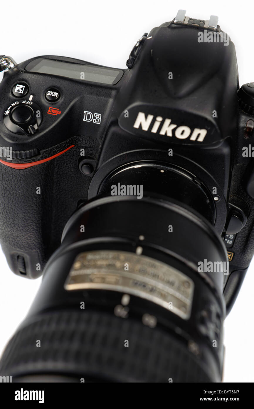 Nikon D3 full frame digital camera DSLR with Nikkor 70-200mm f/2.8 VR ...