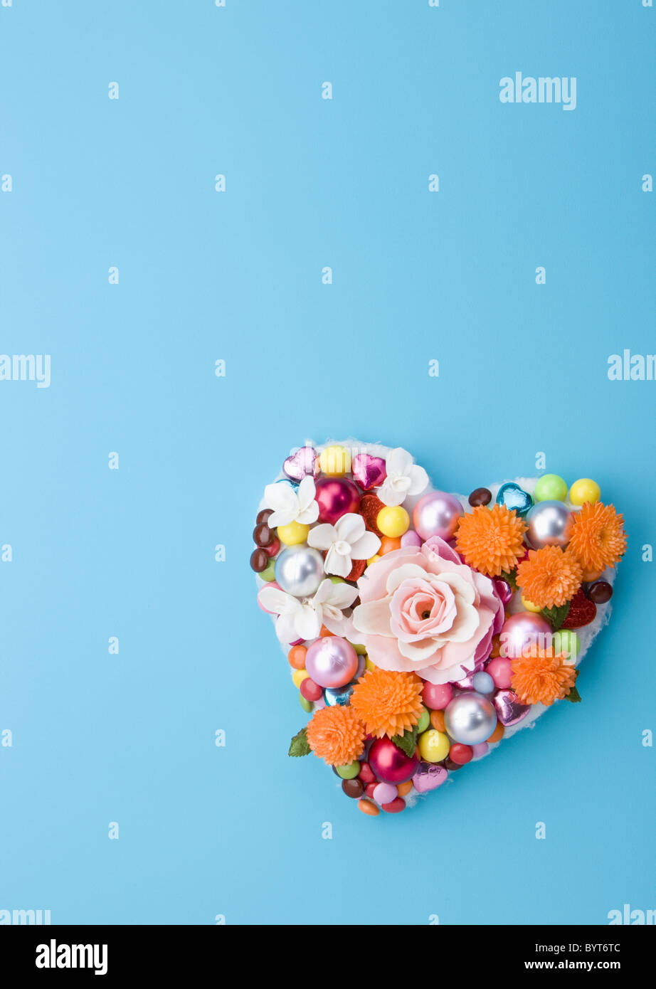 Heart-shaped flower arrangement Stock Photo - Alamy