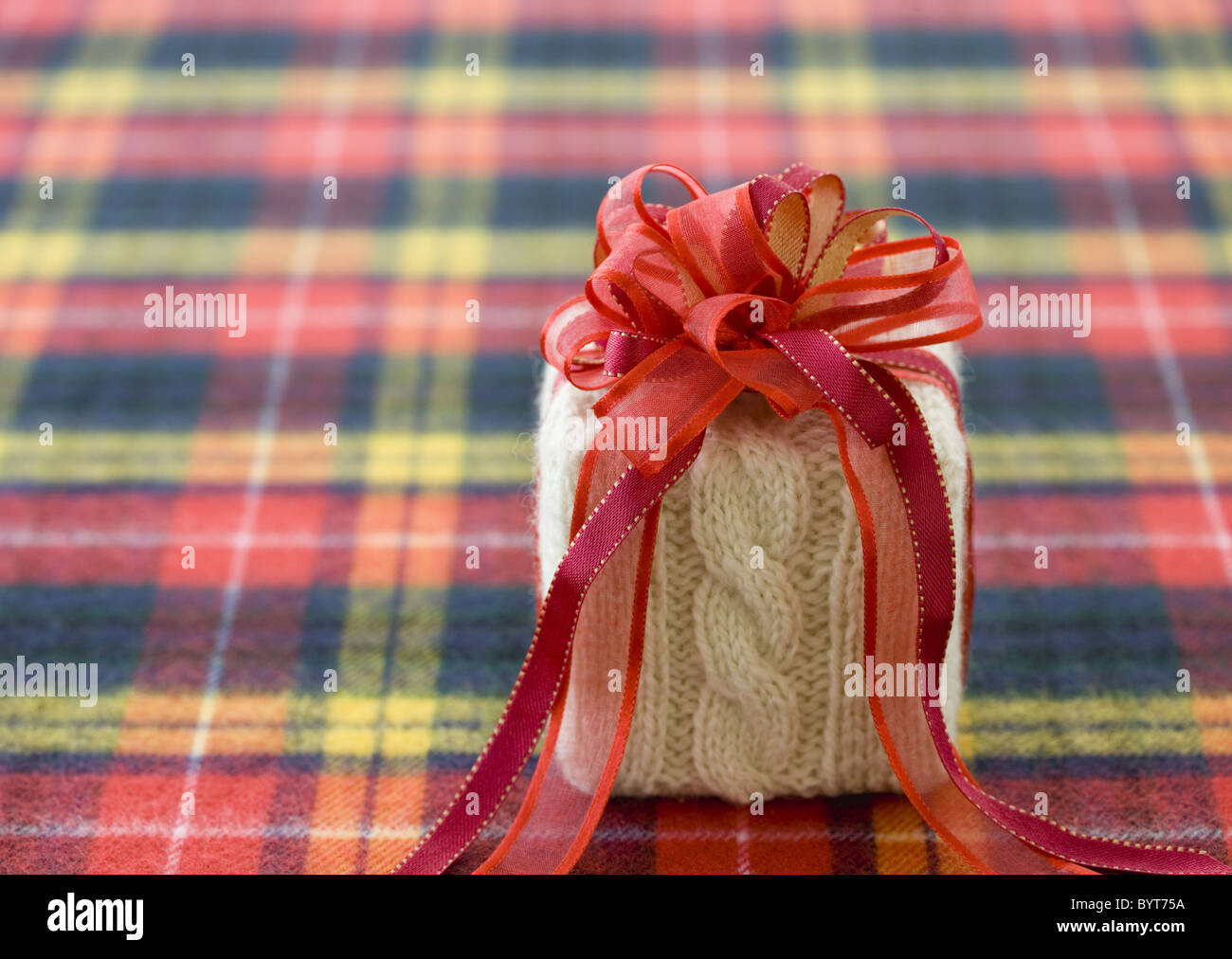 Knit gift box Stock Photo - Alamy