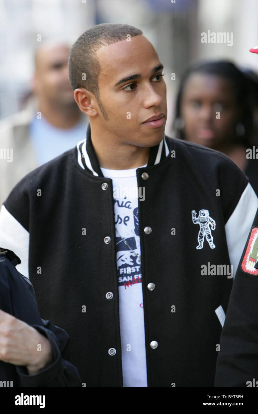 Lewis Hamilton and his new friend out shopping together, checking out ...