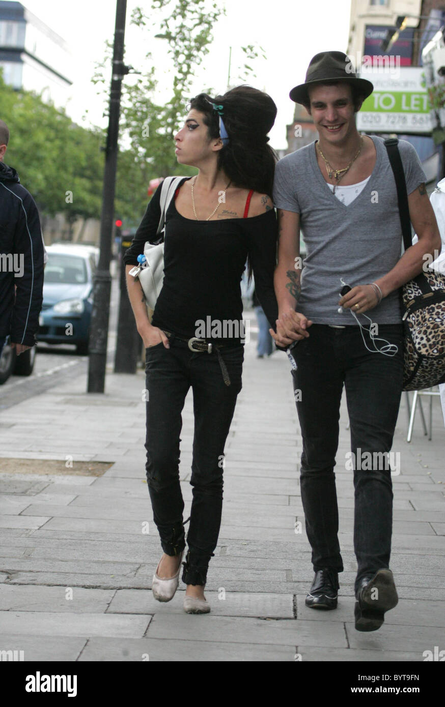 Amy Winehouse and Blake Fielder Civil go for lunch together in Primrose ...