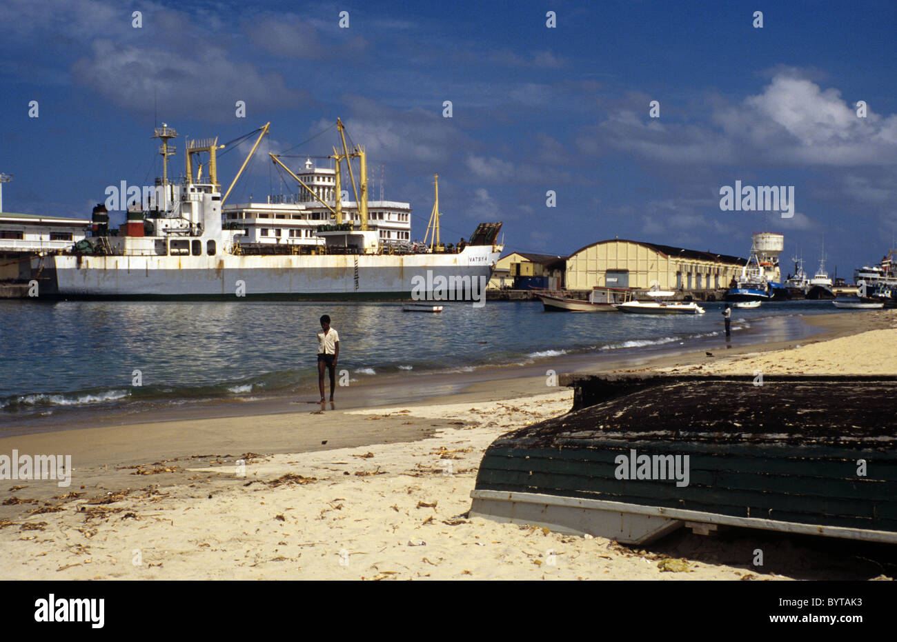 Tamatave port hi-res stock photography and images - Alamy
