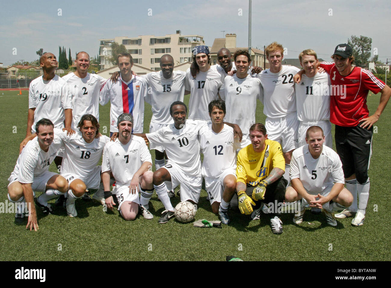 Hollywood United GLOBAL Team 'Soccer For Survivors' celebrity soccer ...