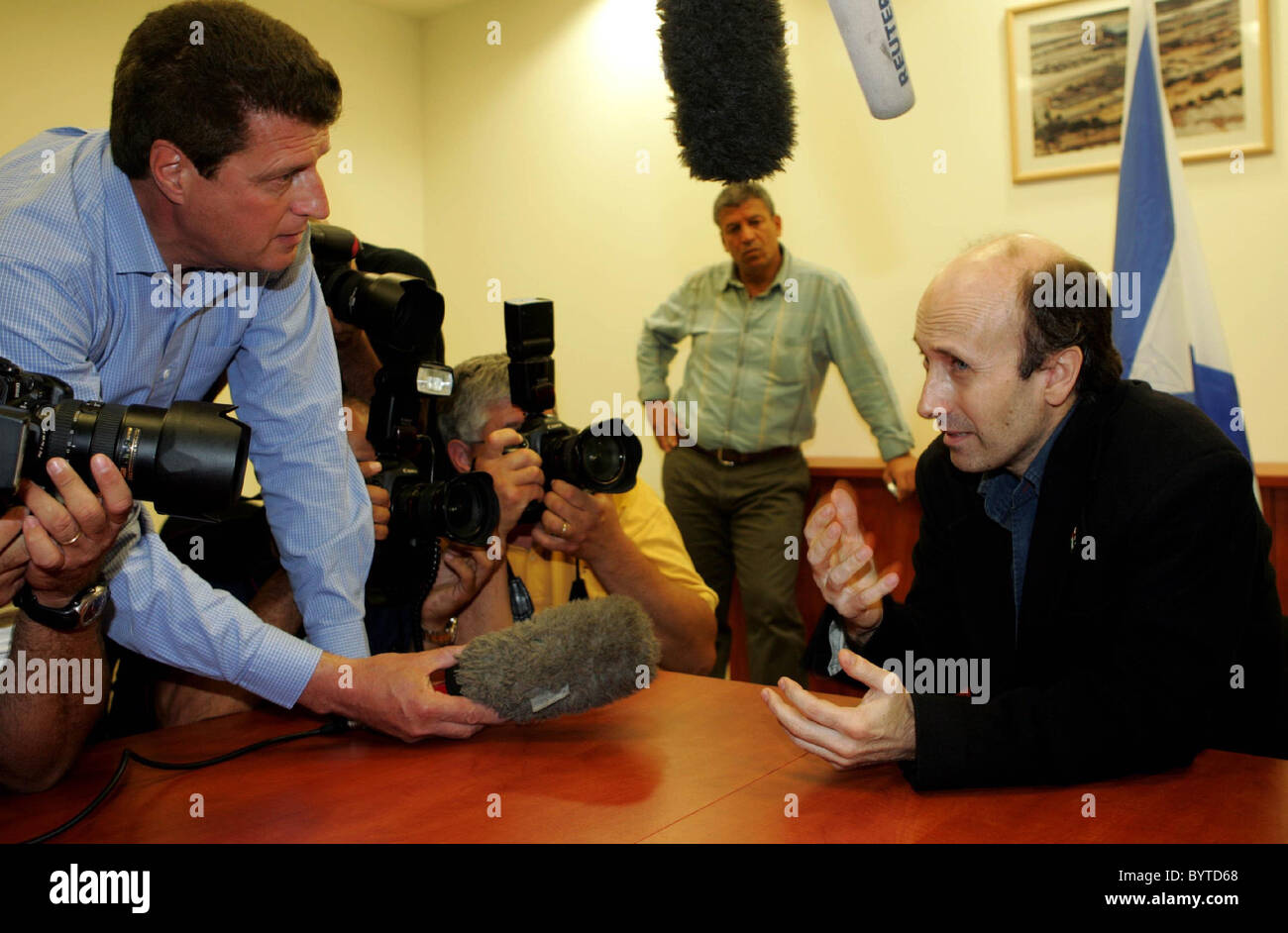 BBC journalist Alan Johnston holds a press conference after being ...