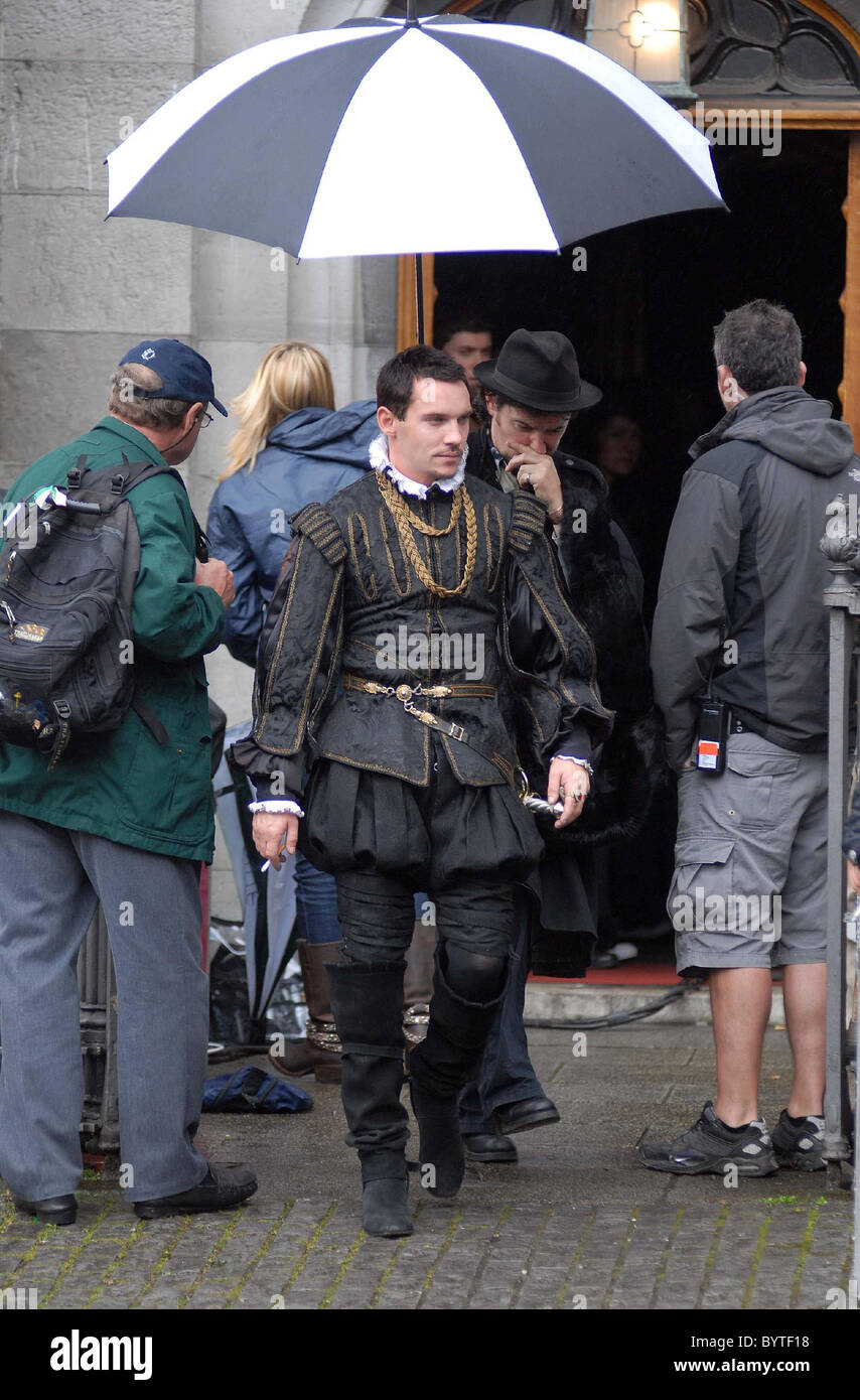 Jonathan Rhys Meyers Filming for the second series of 'The Tudors' on ...