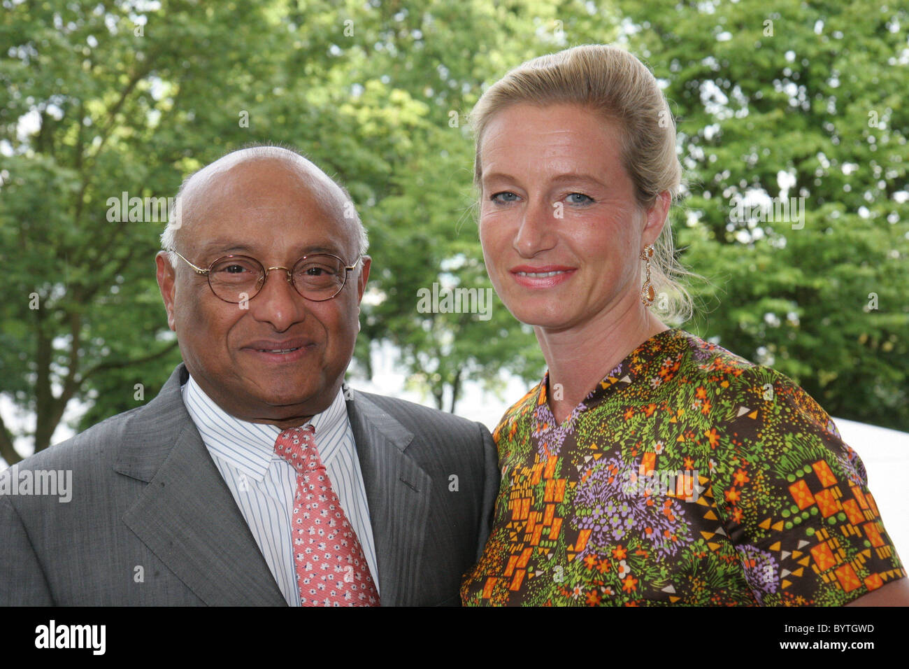 Ian K. Karan and wife Barbara Charity dinner for Kinderjahre foundation ...