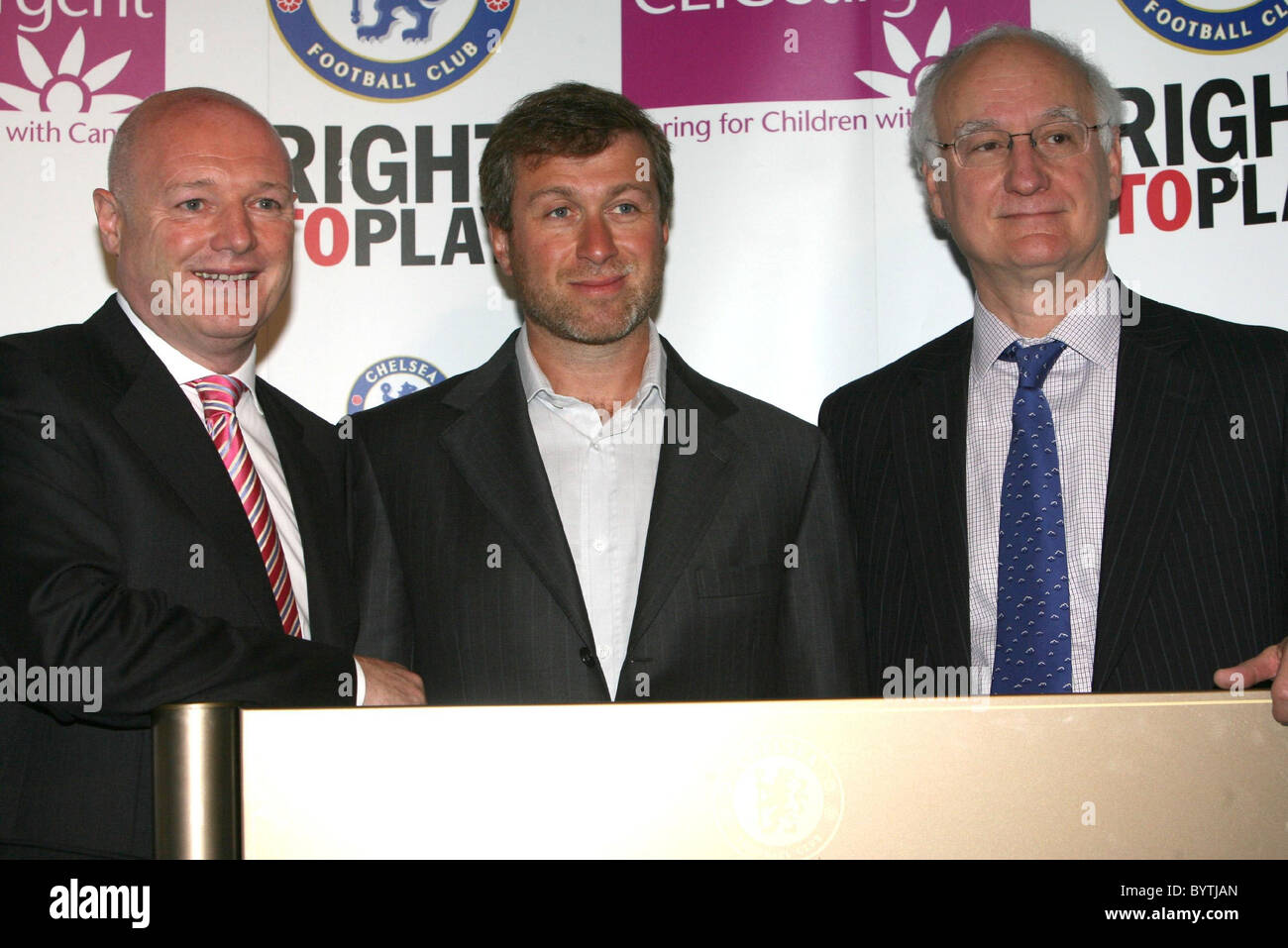 Peter Kenyon, Roman Abramovich and Bruce Buck Chelsea FC unveiled a new ...