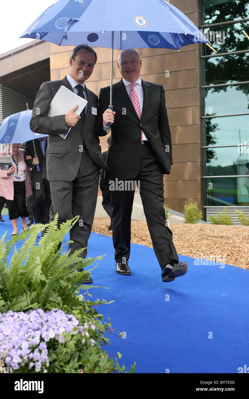 Peter Kenyon Chelsea FC unveiled a new multi million pound training ...