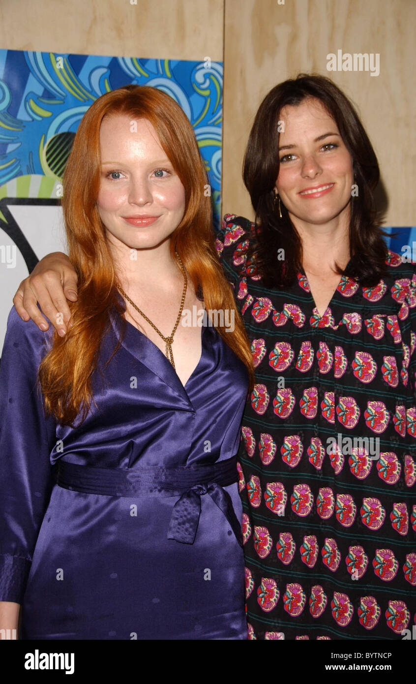 Lauren ambrose and parker posey hi-res stock photography and images - Alamy
