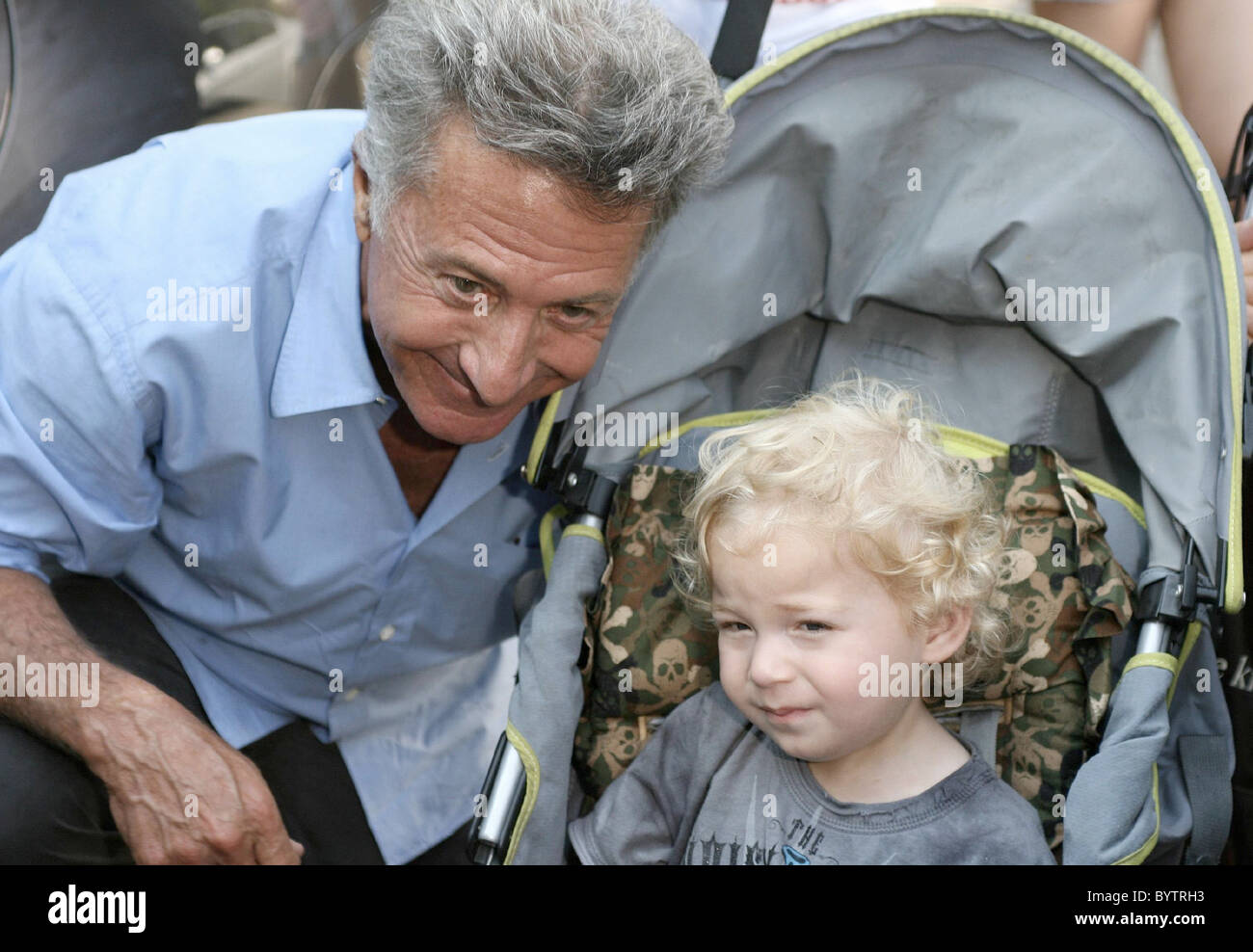 Dustin Hoffman leaving the Ivy restaurant Los Angeles, California - 17. ...