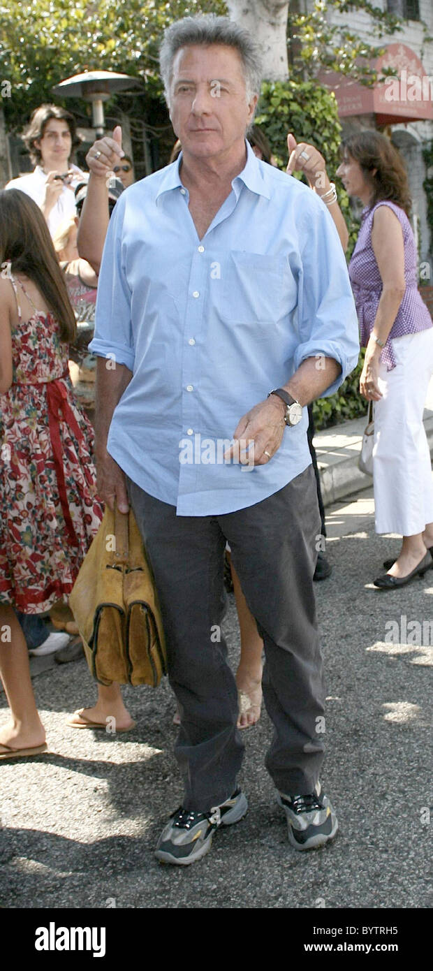 Dustin Hoffman leaving the Ivy restaurant Los Angeles, California - 17. ...