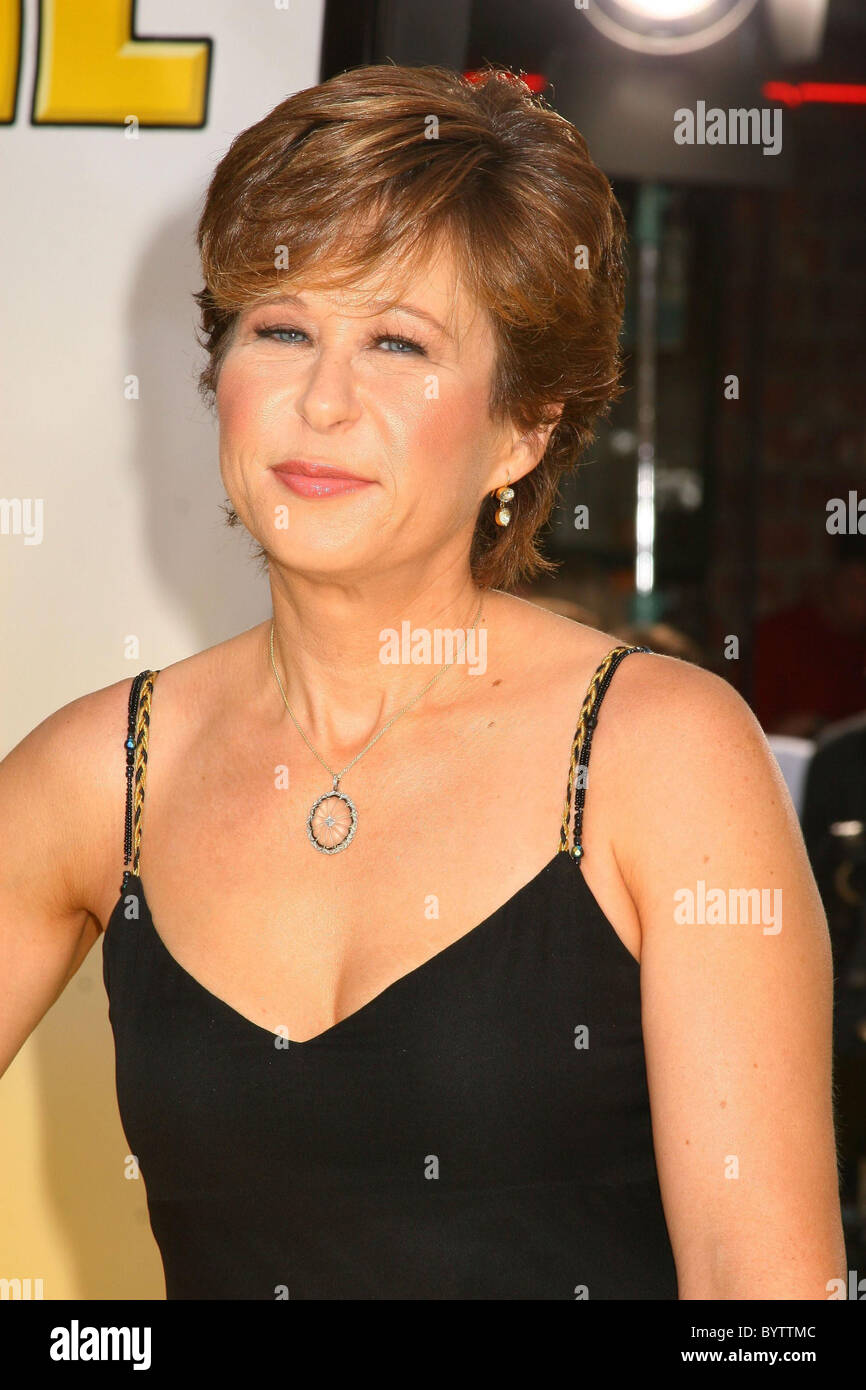 Yeardley Smith - voice of Lisa Simpson 'The Simpsons Movie' premiere at ...