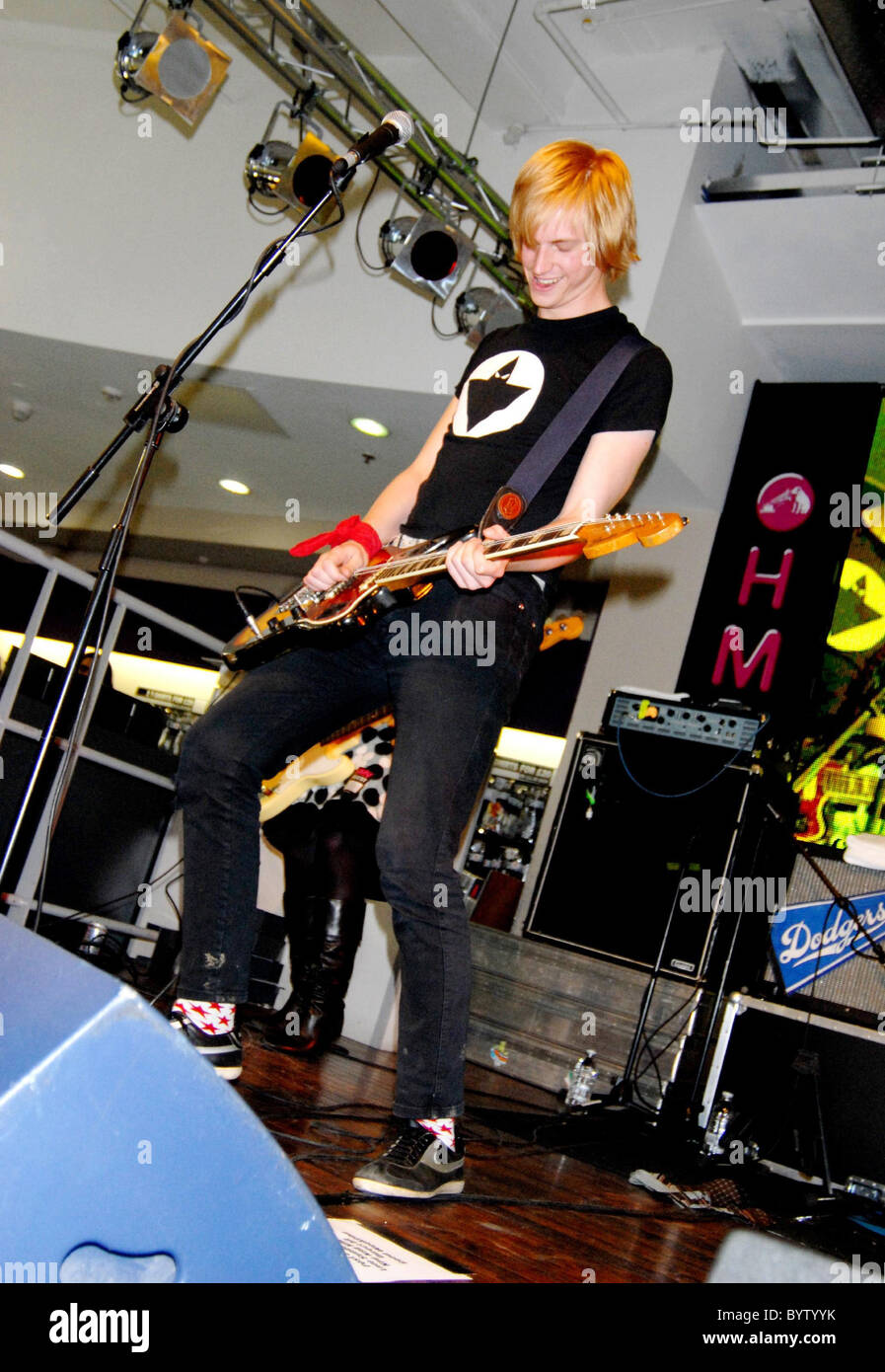Jasper future art brut perform hi-res stock photography and images - Alamy