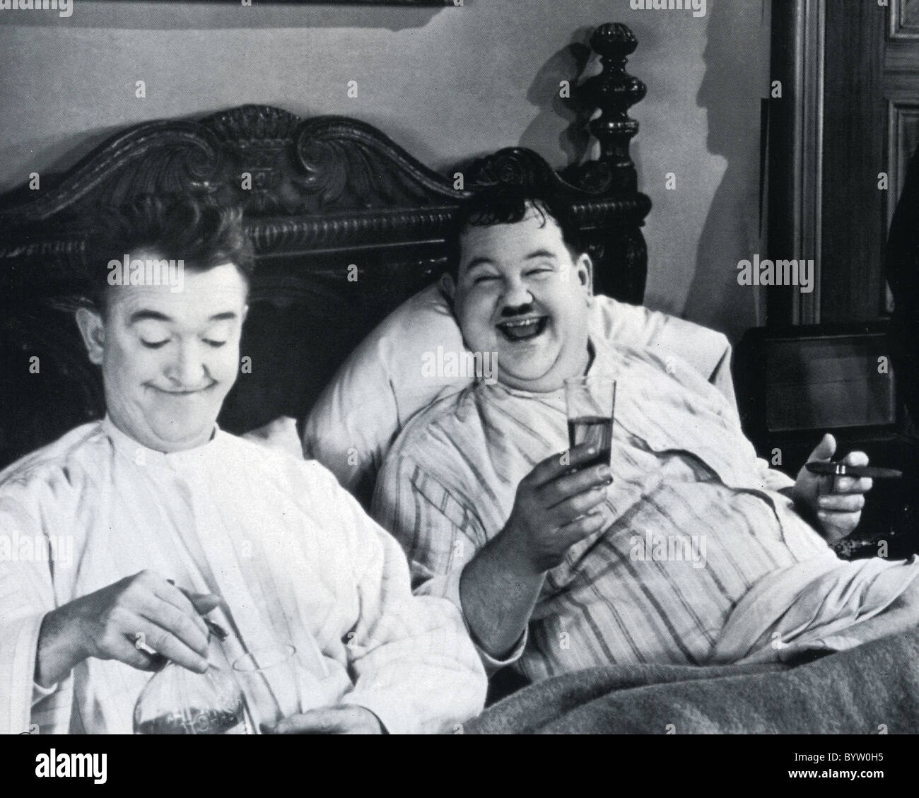 Oliver hardy laurel hardy hi-res stock photography and images - Alamy