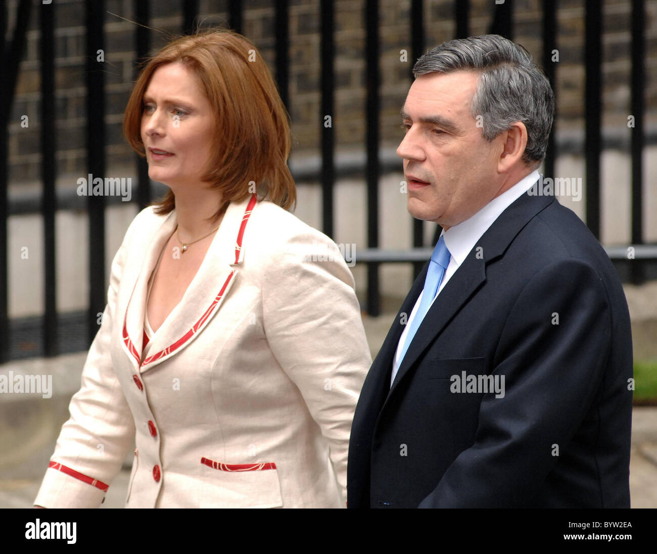 The new Prime Minister Gordon Brown and his wife Sara arrive at 10 ...