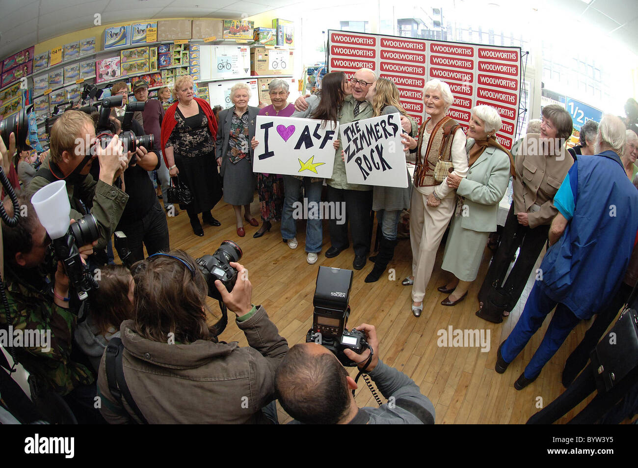 Alf Caretta (90) lead singer of The Zimmers The Zimmers sign Cds at ...