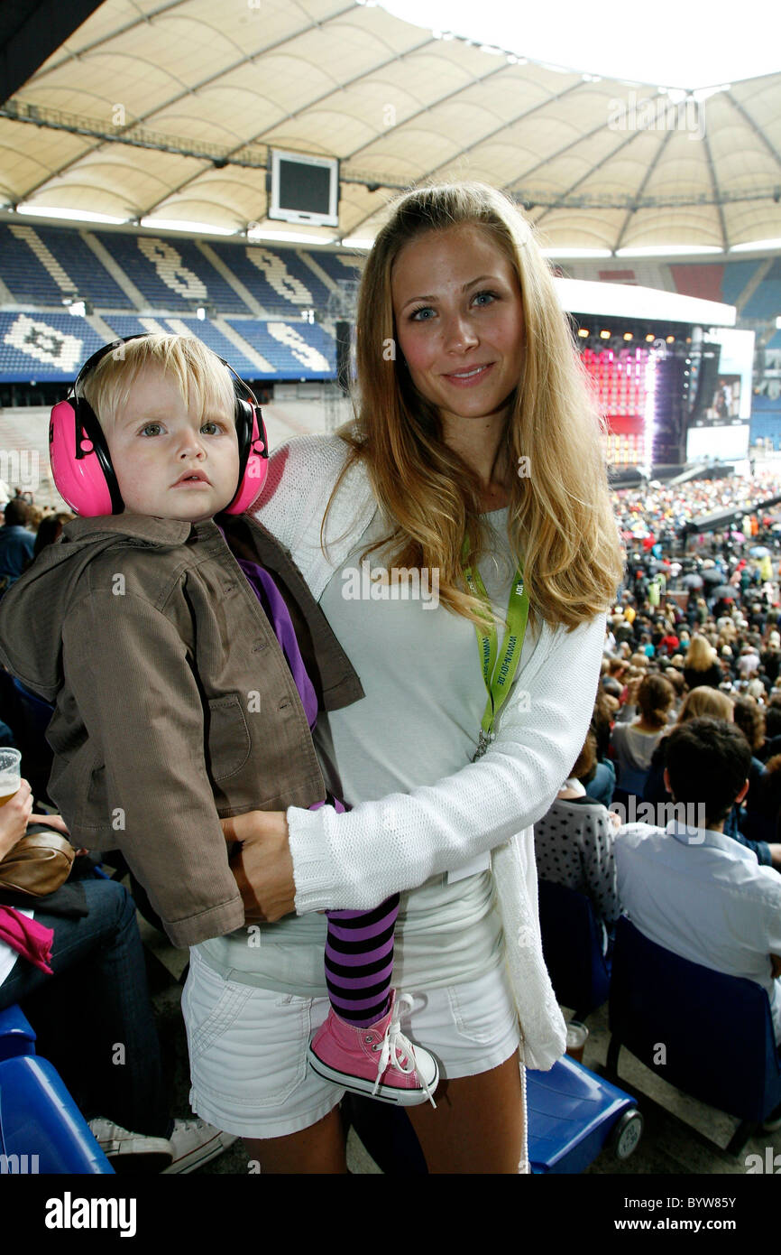 Molly Nuo , Live Earth Germany at the Arena Hamburg, Germany - 07.07.07 ...