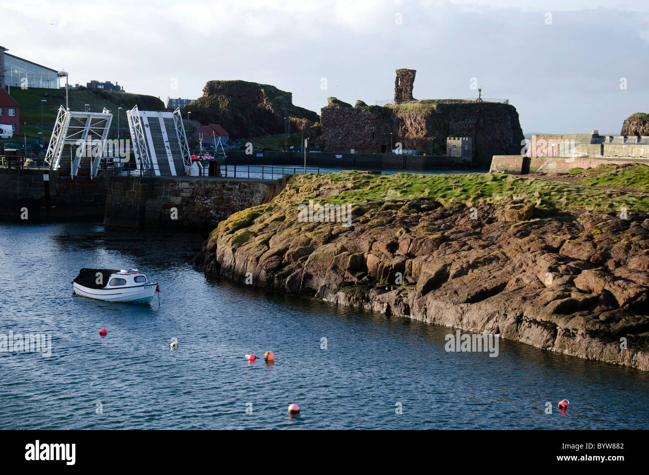 Part of the inner harbour at Dunbar, East Lothian, Scotland Stock Photo ...