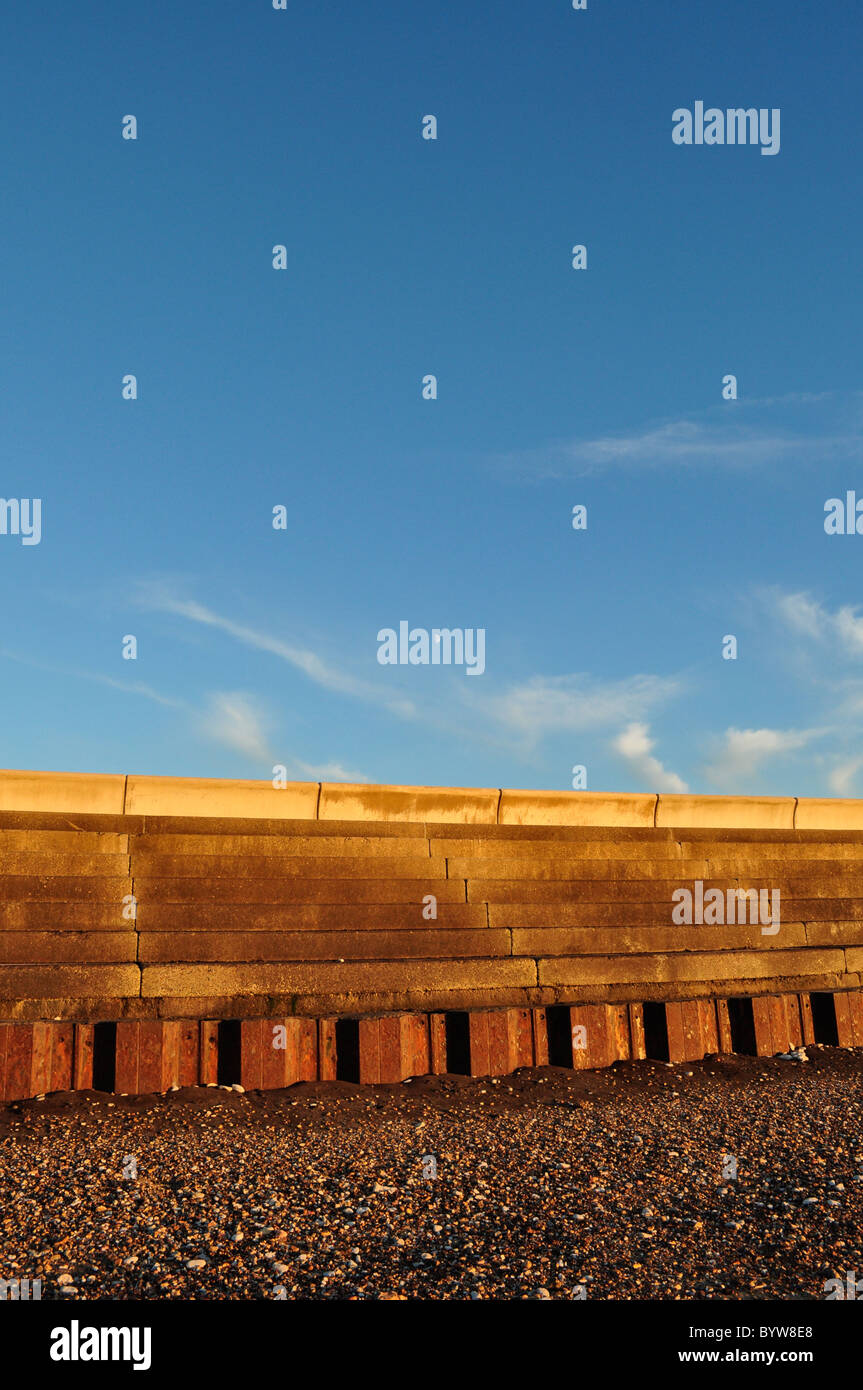 Coastal sea defences hi-res stock photography and images - Alamy
