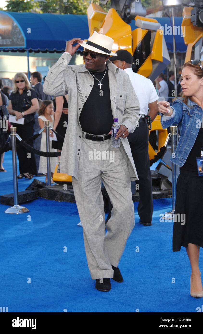 Bernie Mac Los Angeles premiere of 'Transformers' held at the Mann ...