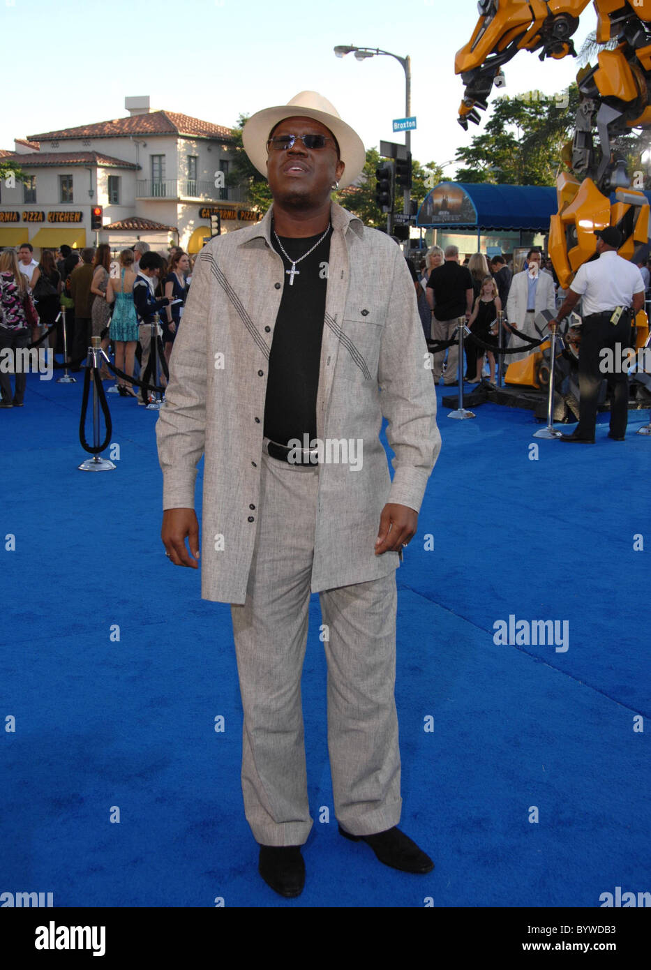 Bernie Mac Los Angeles premiere of 'Transformers' held at the Mann ...